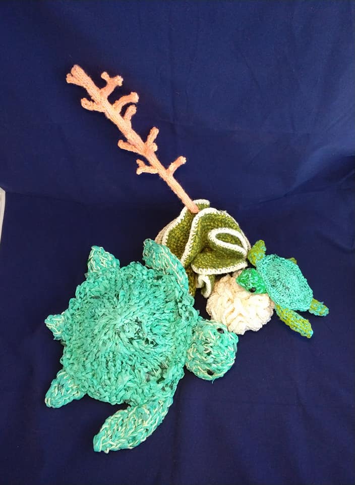 Plarn turtles – Well Read Panda